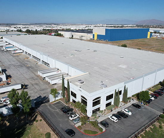 Globe Distribution Center | Building Information